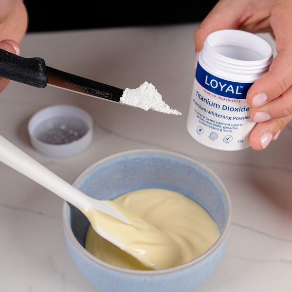 LOYAL TITANIUM DIOXIDE 55G | Cake Decorating Central