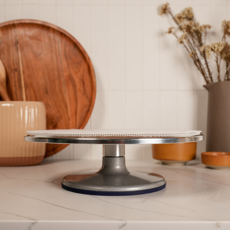 Cake Turntables | Cake Decorating Central